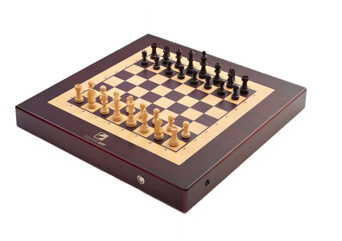 The Chess Set to revolutionize the game - Square Off