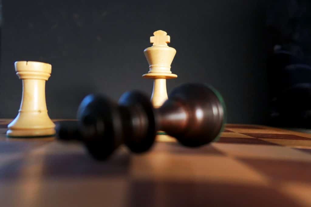 4 Luxurious Zelda Chess Sets - Alberto Chueca - High Performance Chess ...